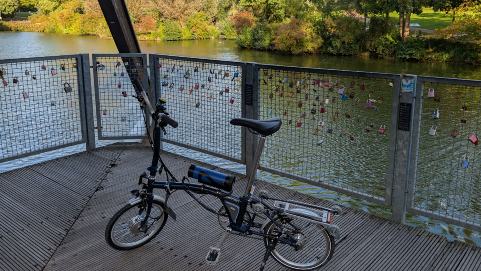 Folding Freedom: Brompton also offers electric assist.-Lvbu ebike kit ...
